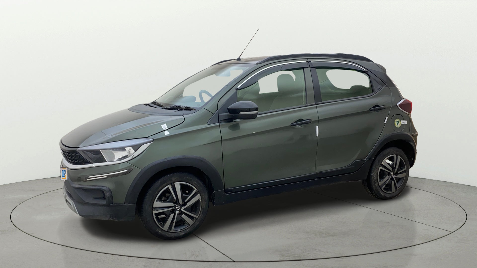 Buy Used Tata Tiago NRG XZ BSVI of 2023 model @ 5,31,612 INR in Hyderabad - 4938475 - ZigWheels.com