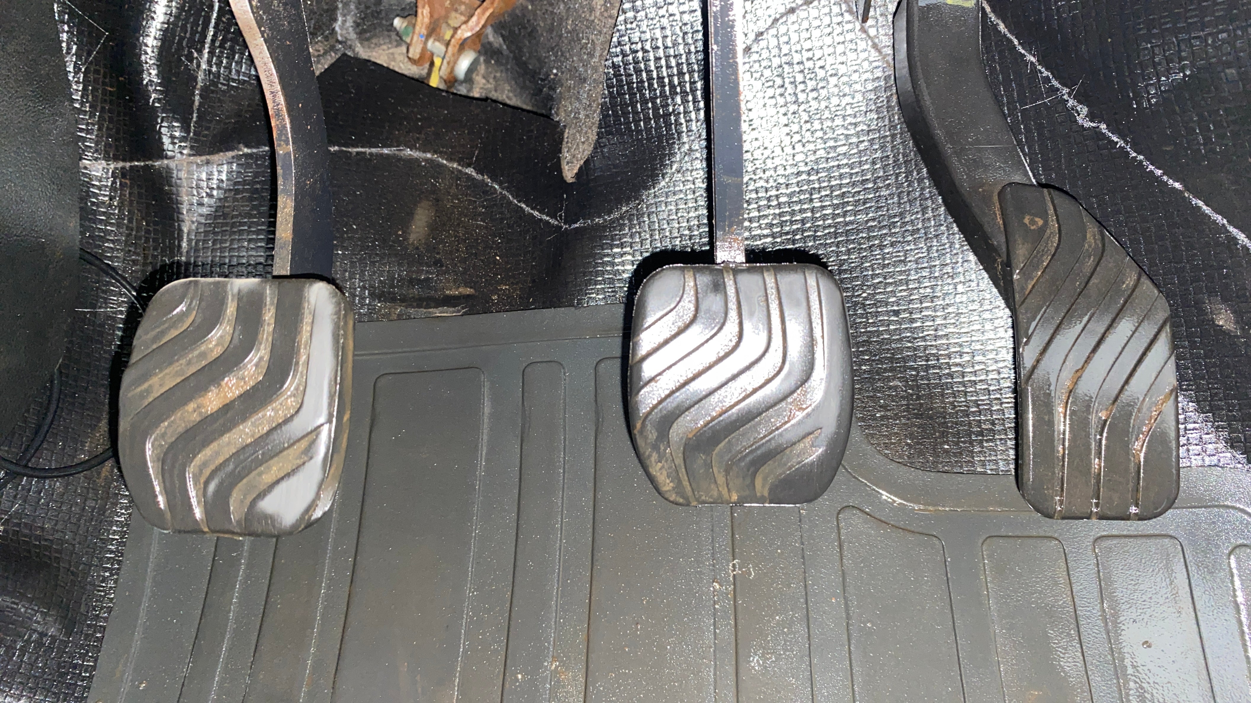 Buy Used Renault Triber RXZ of 2021 model @ 5,52,103 INR in Pune - 4940834 - ZigWheels.com