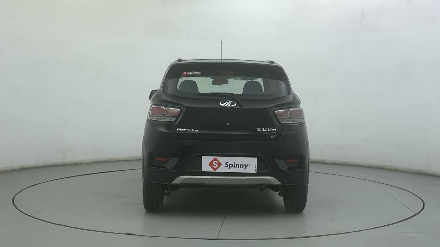 Buy Used Mahindra KUV 100 NXT G80 K6 Plus 6Str of 2018 model @ 3,77,250 INR in Ahmedabad ...
