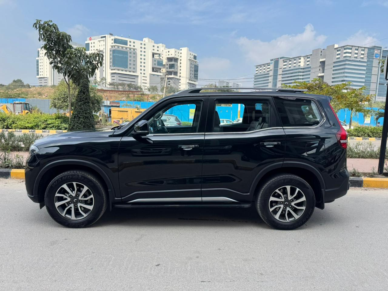 Buy Used Mahindra Scorpio N Z8L Diesel AT BSVI of 2022 model @ 20,00,000 INR in Hyderabad ...