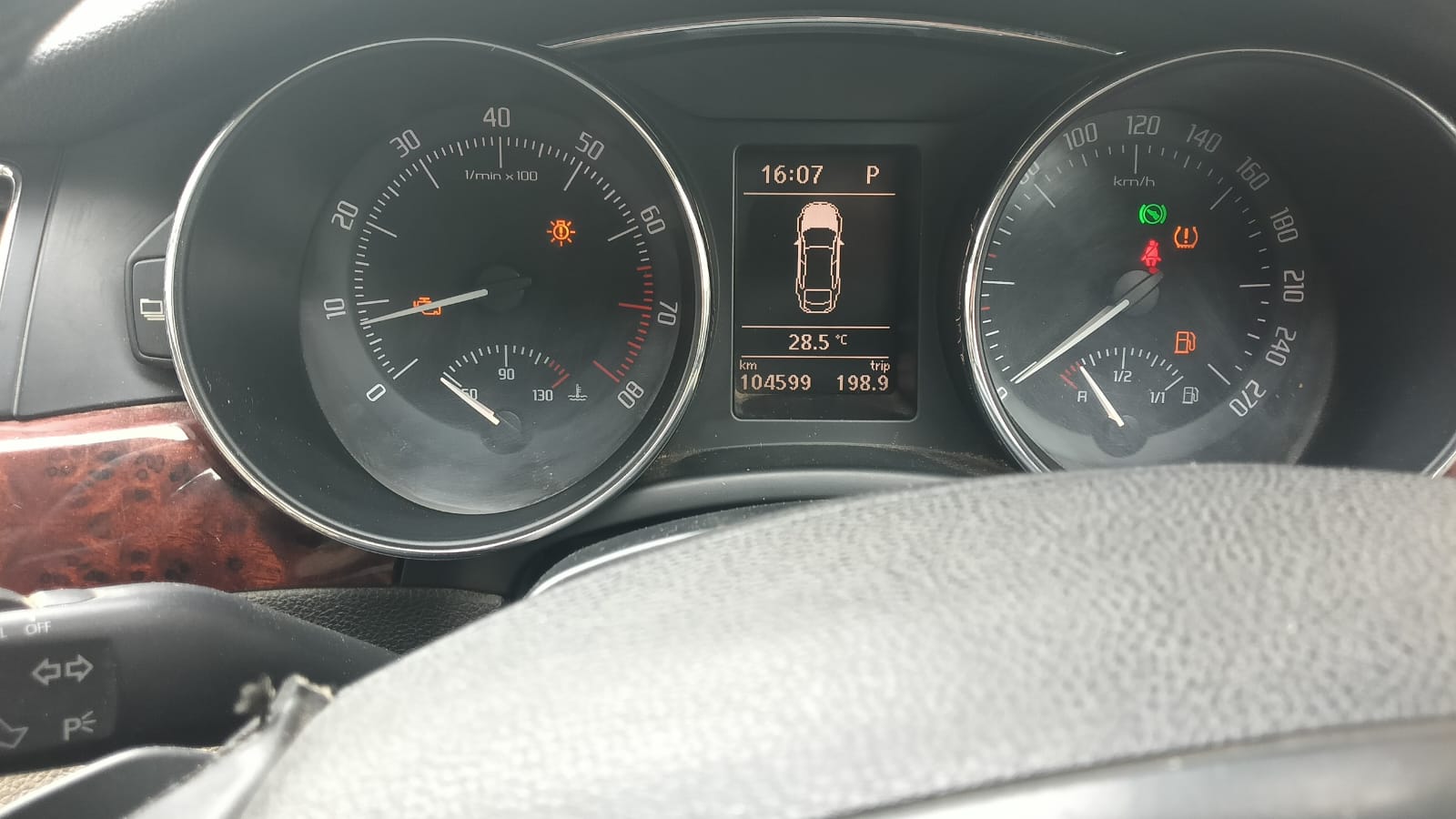 Buy Used Skoda Superb Elegance 1.8 TSI of 2011 model @ 3,00,000 INR in Bulandshahr - 4944795 ...