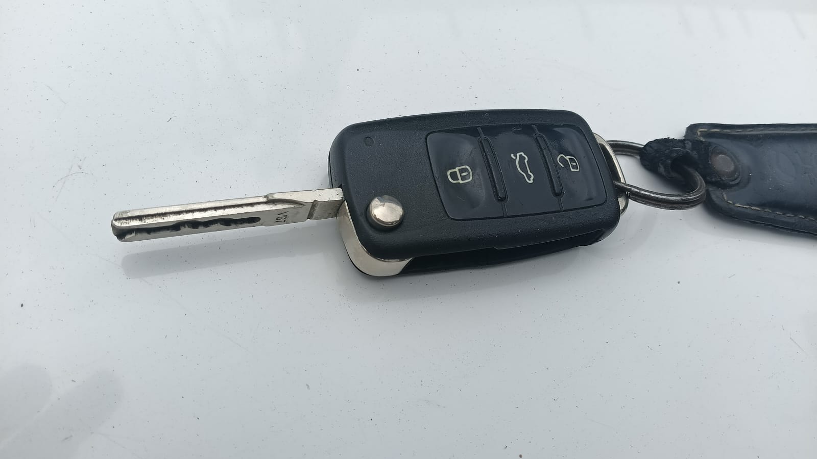 Buy Used Skoda Superb Elegance 1.8 TSI of 2011 model @ 3,00,000 INR in Bulandshahr - 4944795 ...