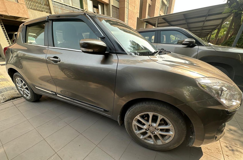 Buy Used Maruti Swift AMT ZXI of 2020 model @ 6,00,000 INR in Ahmedabad ...