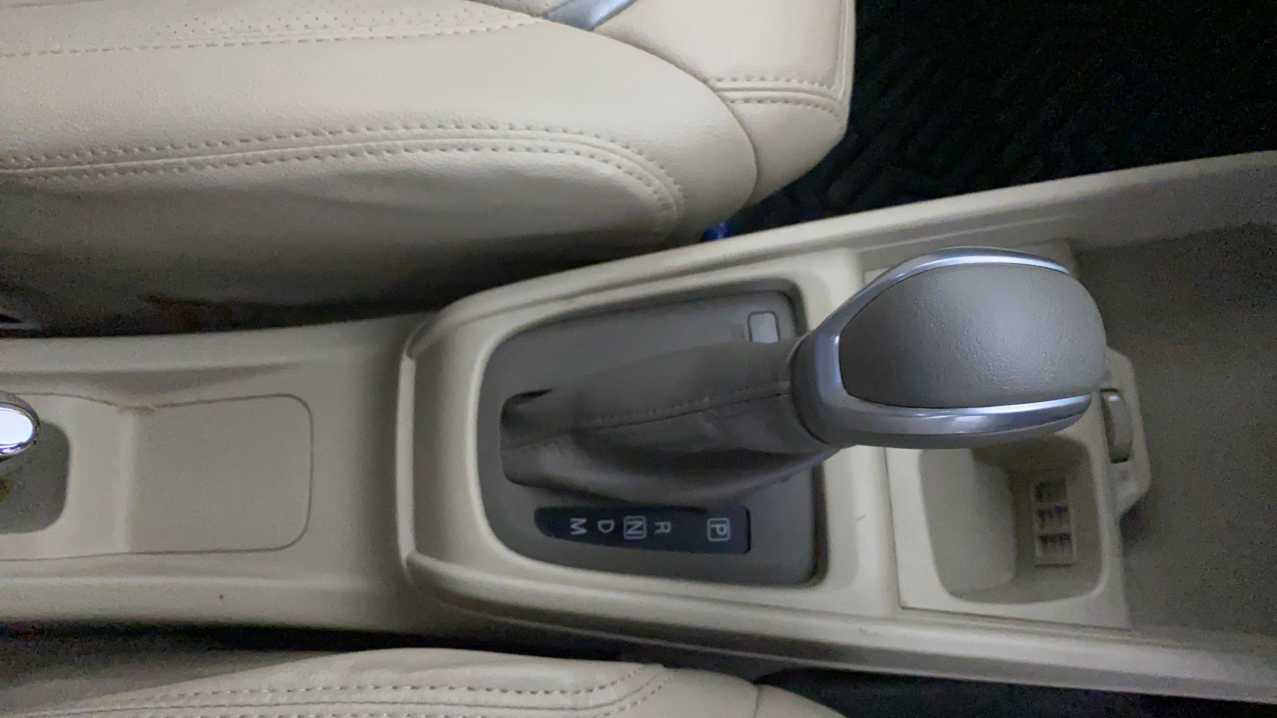 Buy Used Maruti Ertiga ZXI Plus AT of 2024 model @ 10,06,047 INR in Delhi - 4945994 - ZigWheels.com