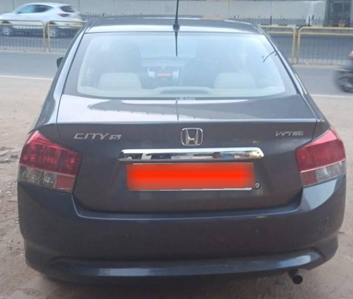 Buy Used Honda City 1.5 S MT of 2010 model @ 3,25,000 INR in Bangalore - 4947037 - ZigWheels.com