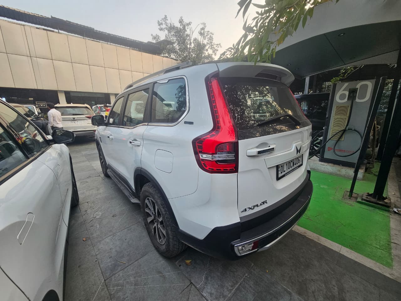 Buy Used Mahindra Scorpio N Z8 Diesel of 2023 model @ 16,85,000 INR in ...