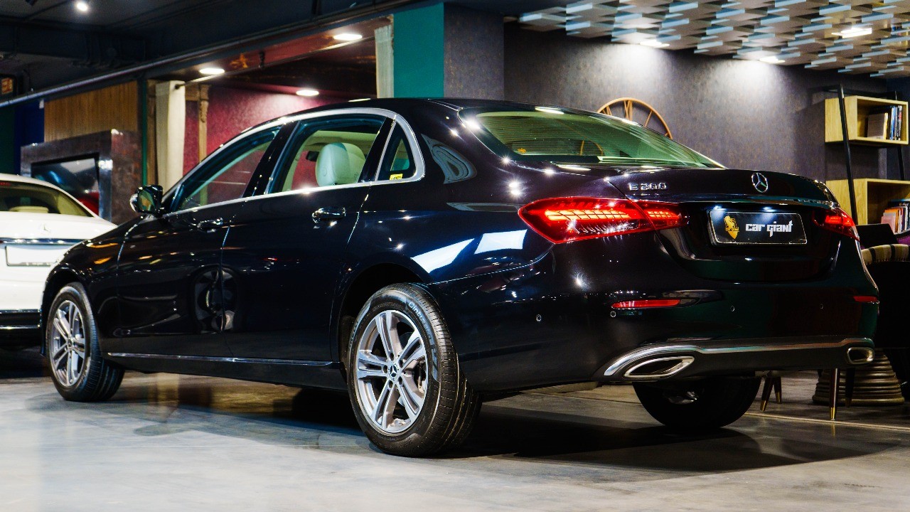 Buy Used Mercedes-Benz E-Class Exclusive E 200 BSVI of 2022 model @ 57,00,000 INR in Delhi ...