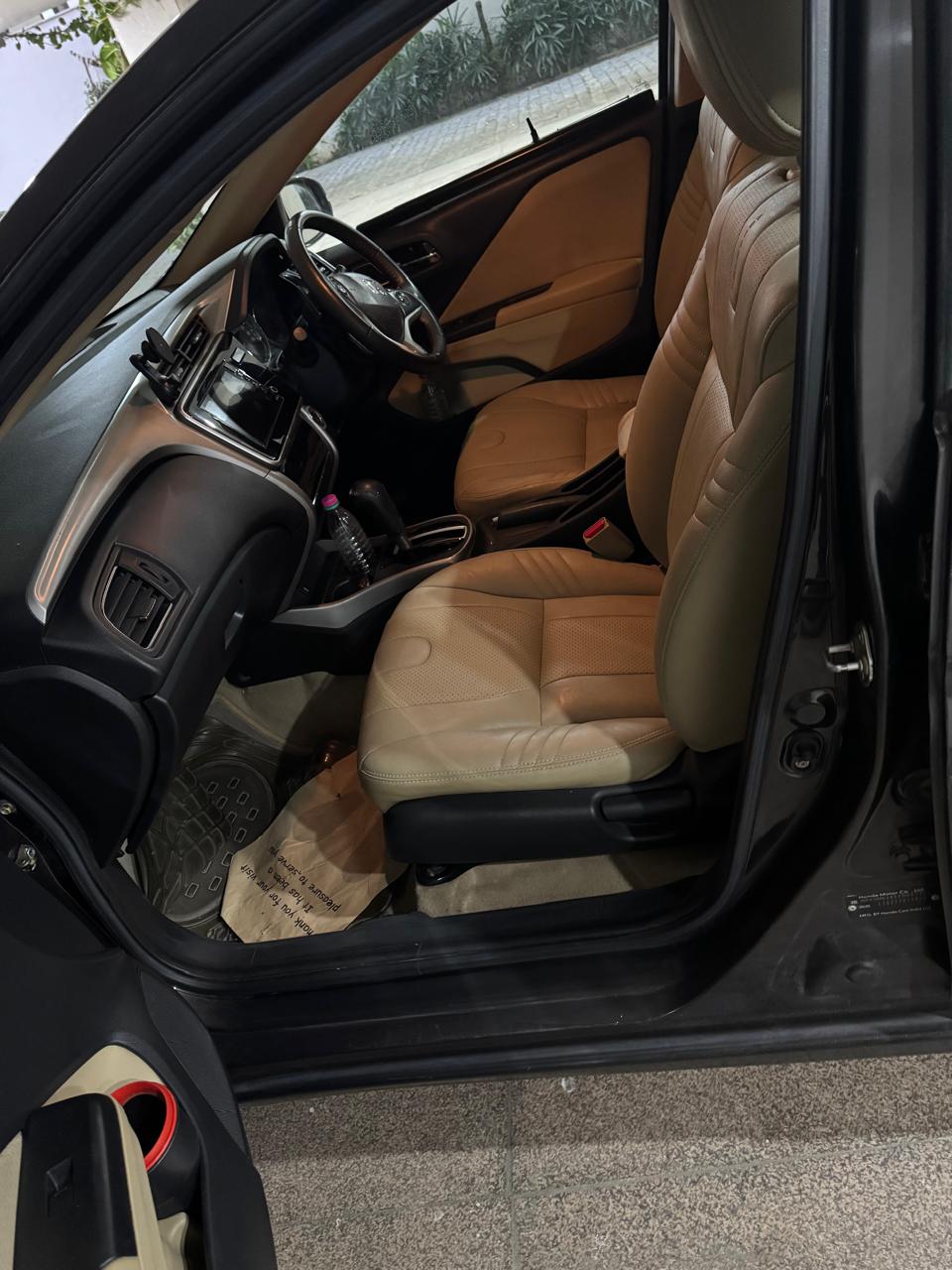 Buy Used Honda City VX CVT of 2019 model @ 7,99,999 INR in Delhi - 4953262 - ZigWheels.com