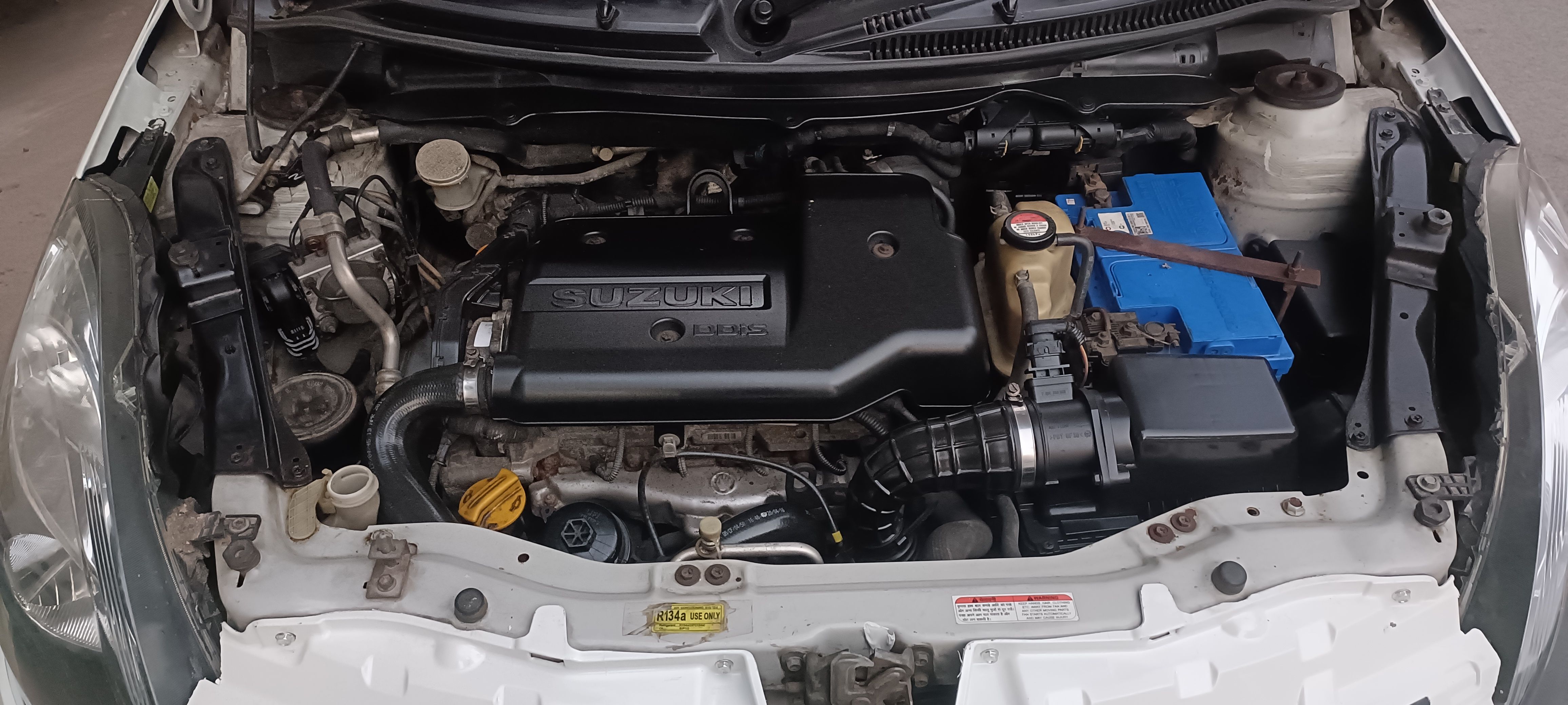 Buy Used Maruti Swift Dzire VDI of 2016 model @ 3,65,000 INR in Delhi ...