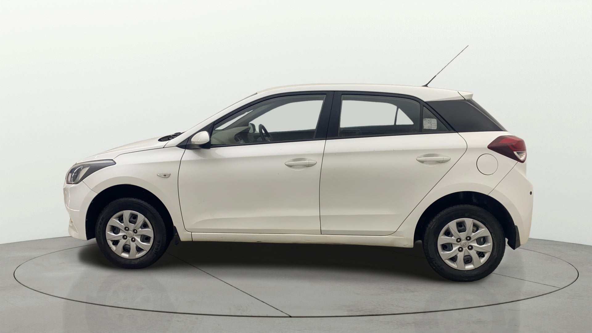 Buy Used Hyundai i20 Magna 1.2 of 2016 model @ 4,88,015 INR in Bangalore - 4954504 - ZigWheels.com