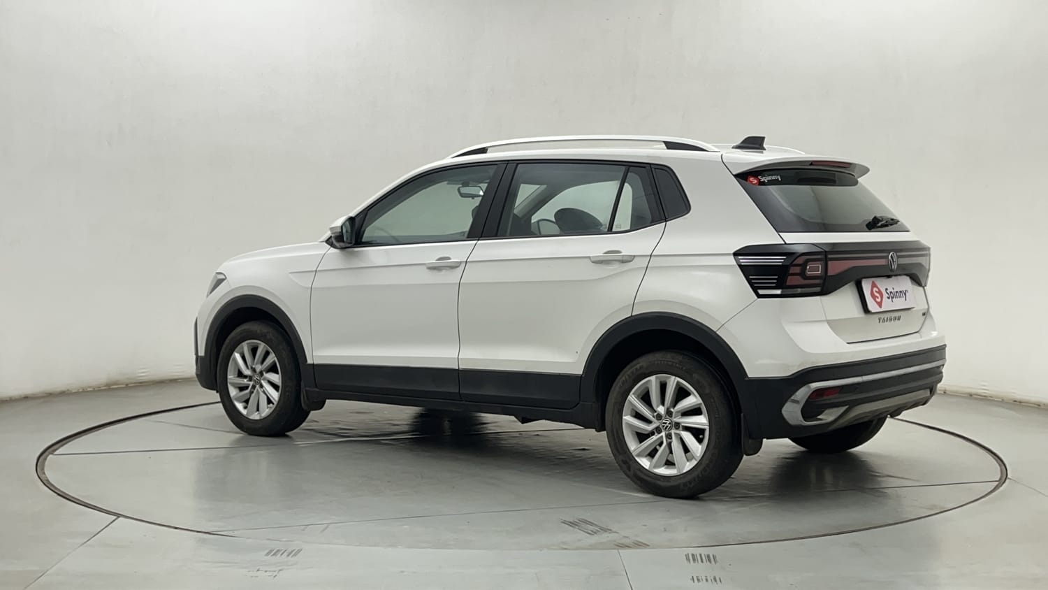 Buy Used Volkswagen Taigun 1.0 Highline of 2022 model @ 10,03,000 INR in Mumbai - 4955335 ...