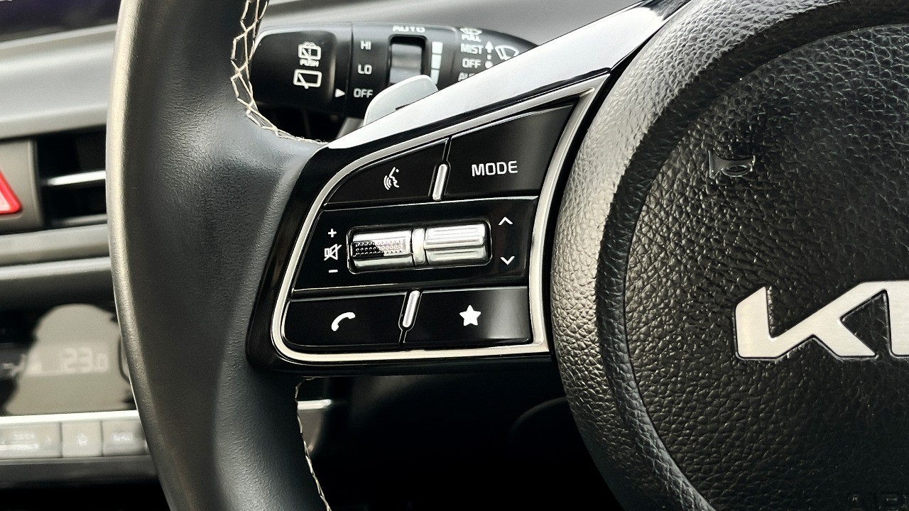 Buy Used Kia Seltos GTX Plus Turbo DCT of 2023 model @ 17,25,000 INR in Delhi - 4956494 ...