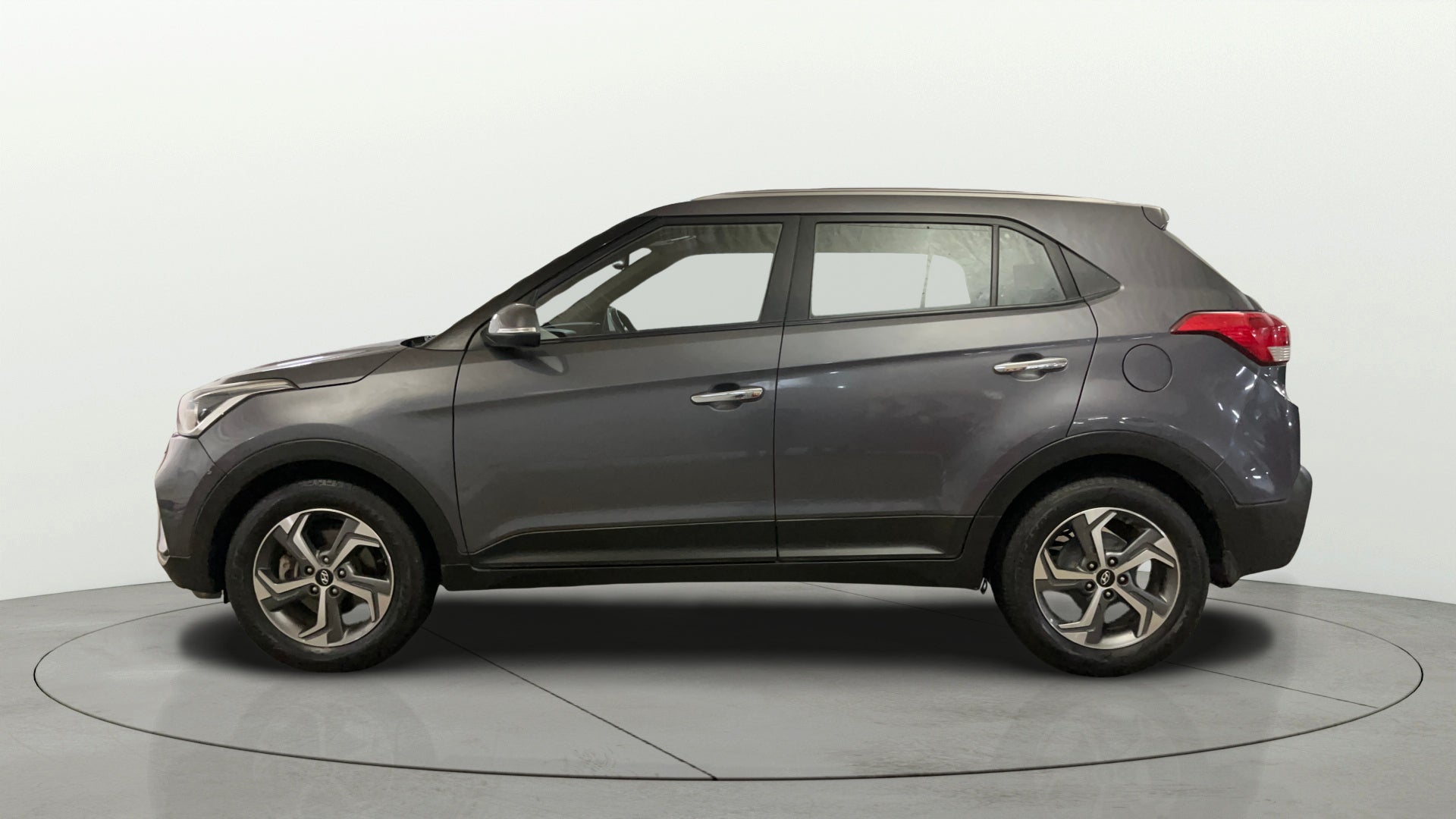 Buy Used Hyundai Creta 1.6 SX Option of 2019 model @ 7,21,561 INR in Delhi - 4956510 - ZigWheels.com