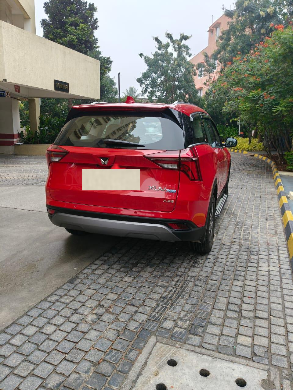 Buy Used Mahindra XUV700 AX5 AT BSVI of 2022 model @ 13,30,000 INR in Bangalore - 4958641 ...