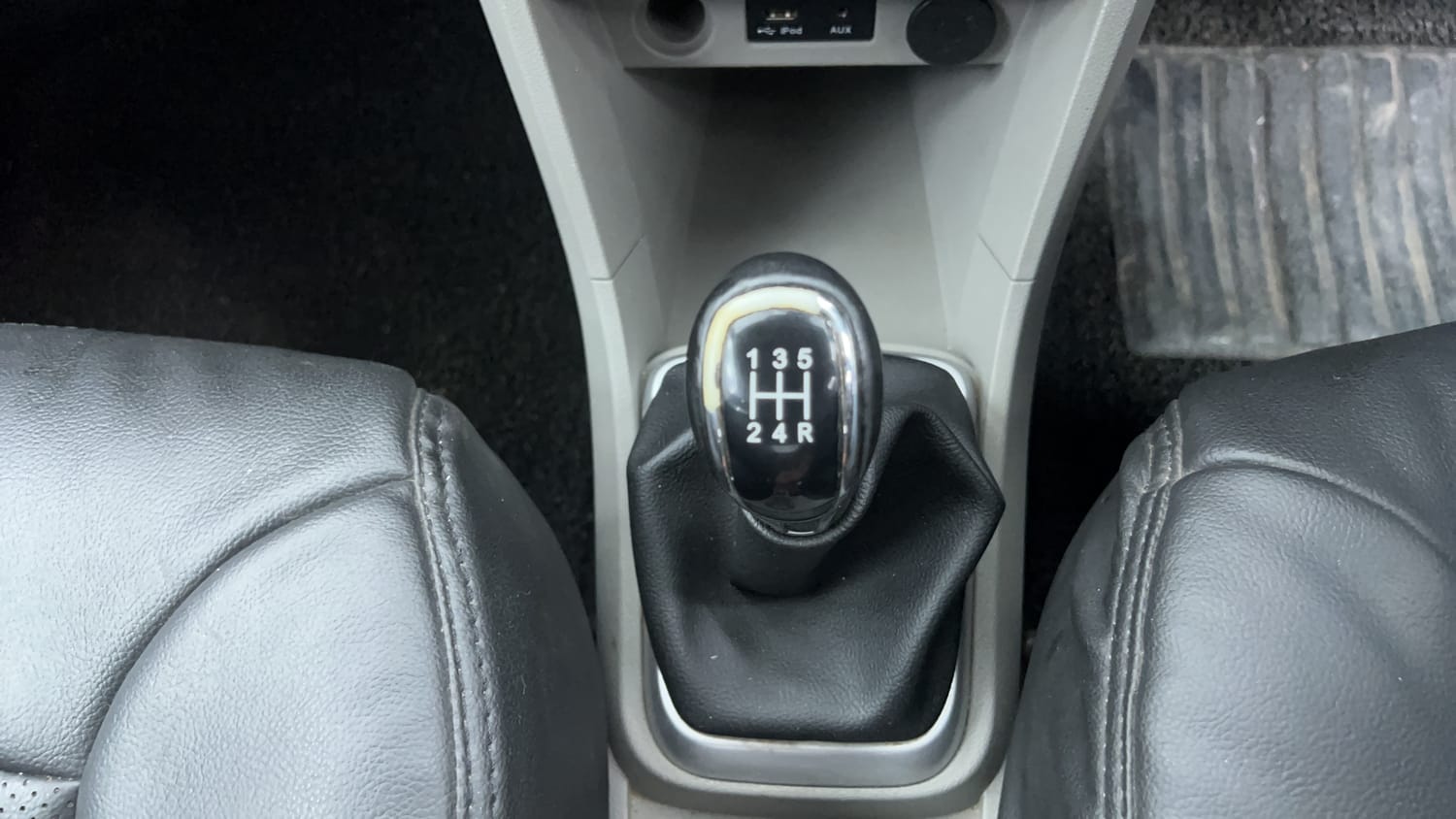 Buy Used Tata Tiago 1.2 Revotron XT of 2016 model @ 3,10,000 INR in Pune - 4960061 - ZigWheels.com