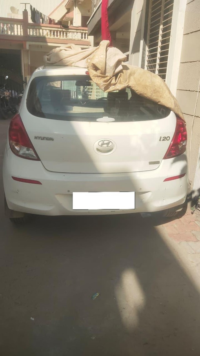 Used 2012 Hyundai i20 Diesel Manual in Ahmedabad at ₹3.50 Lakh - CarDekho
