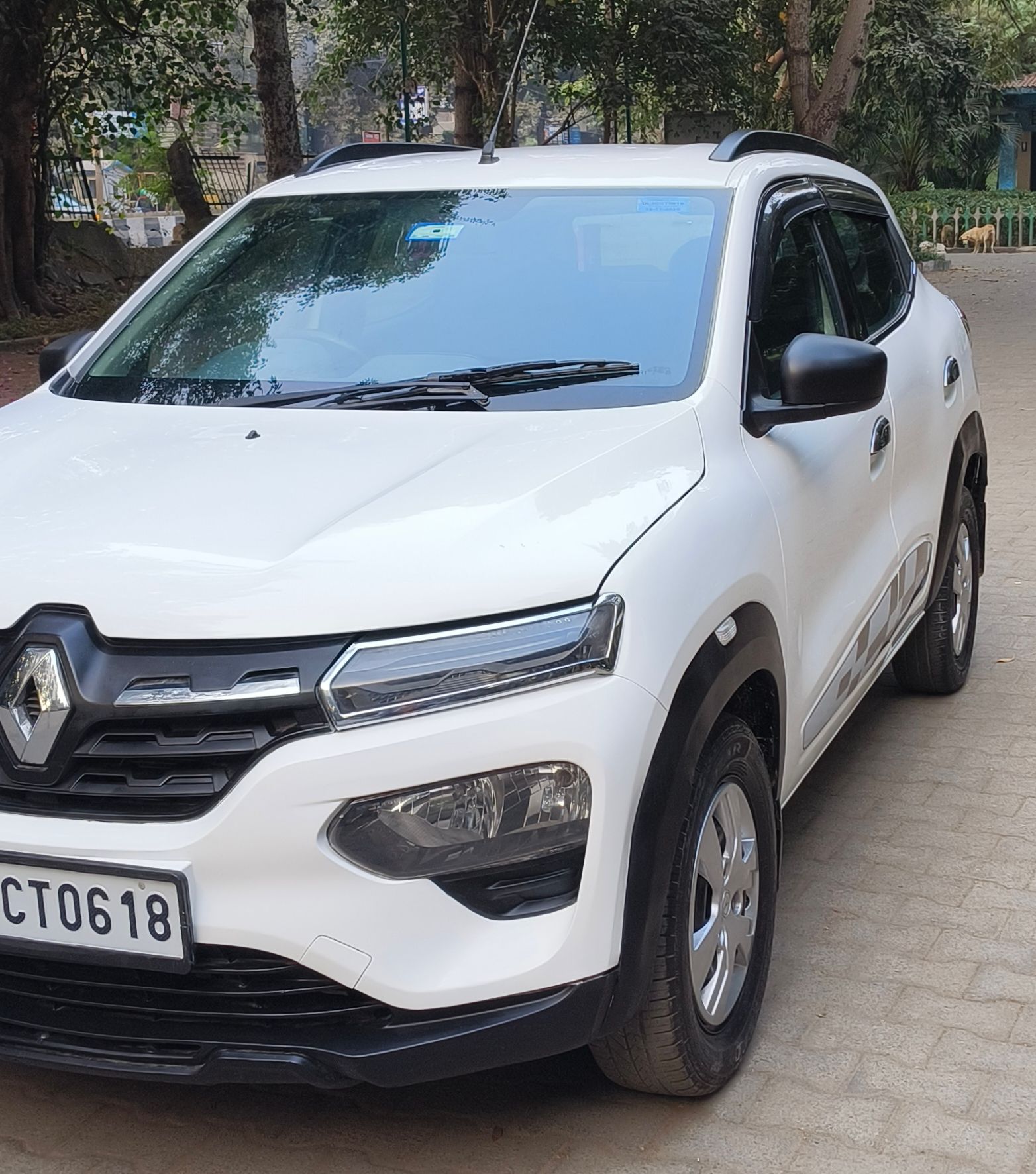 Buy Used Renault KWID 1.0 RXT Opt BSIV of 2020 model @ 3,25,000 INR in ...