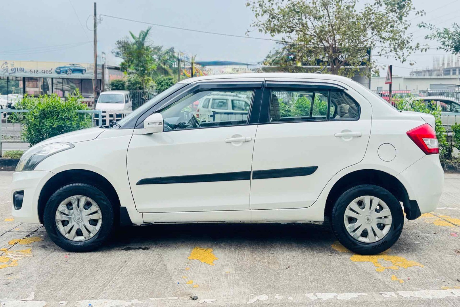 Buy Used Maruti Swift Dzire VXI of 2014 model @ 3,90,000 INR in Surat ...
