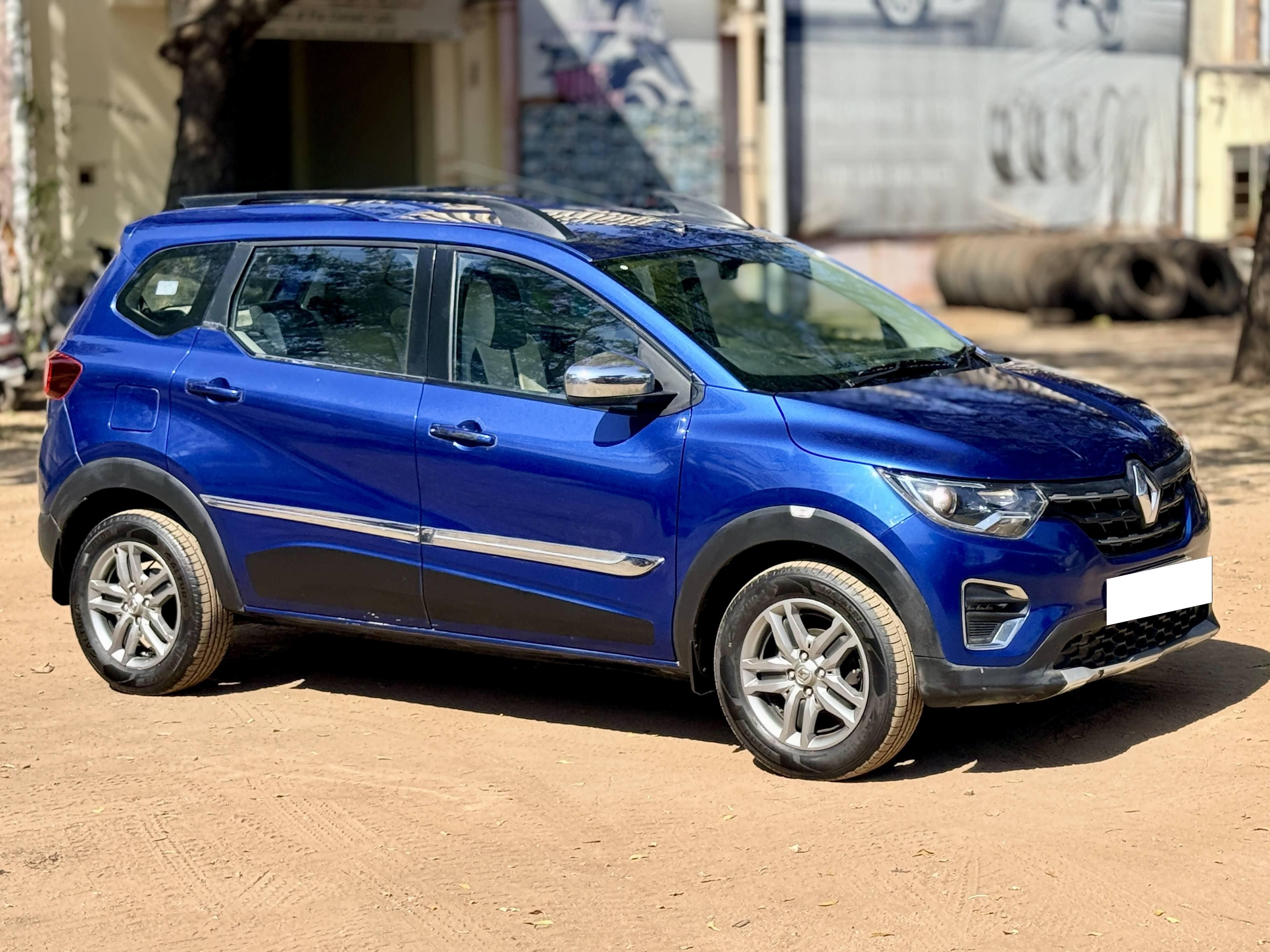 Used 2021 Renault Triber 999 cc Petrol Manual Car in Hyderabad at ₹5.65 ...