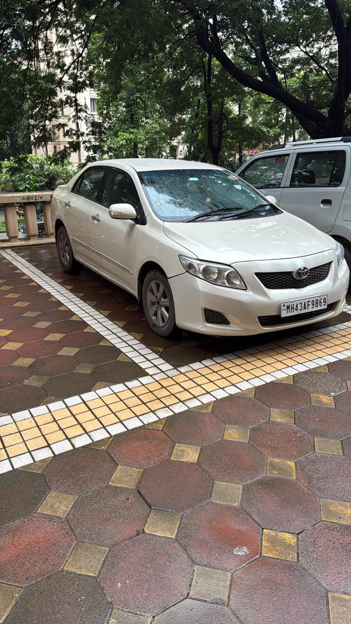 Buy Used Toyota Corolla Altis Diesel D4DG of 2011 model @ 3,99,000 INR ...