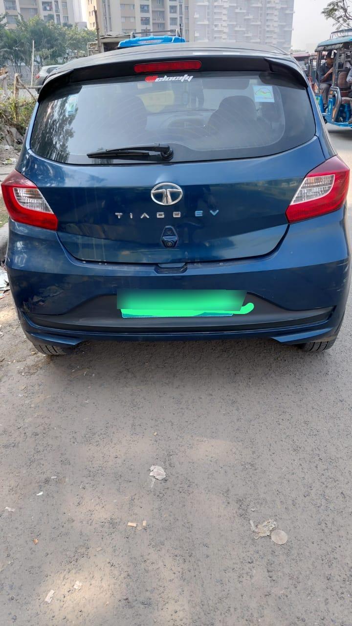 Buy Used Tata Tiago EV XZ Plus Tech LUX LR ACFC of 2023 model @ 7,00,000 INR in Kolkata ...