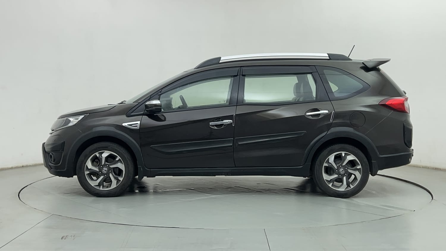 Buy Used Honda BR-V Style Edition Diesel V of 2018 model @ 6,97,000 INR ...
