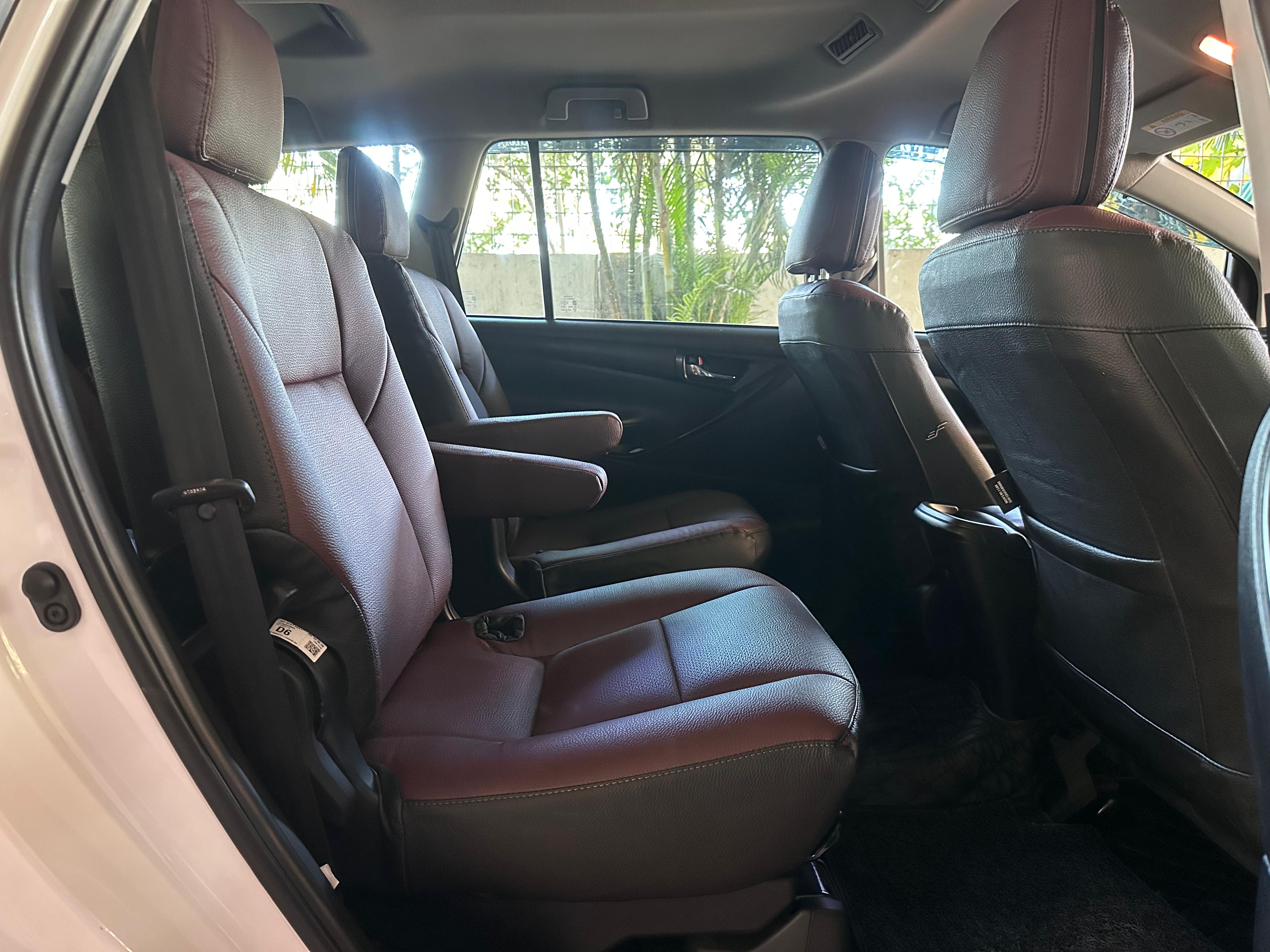 Buy Used Toyota Innova Crysta 2.4 GX Plus 7Str of 2024 model @ 25 ...