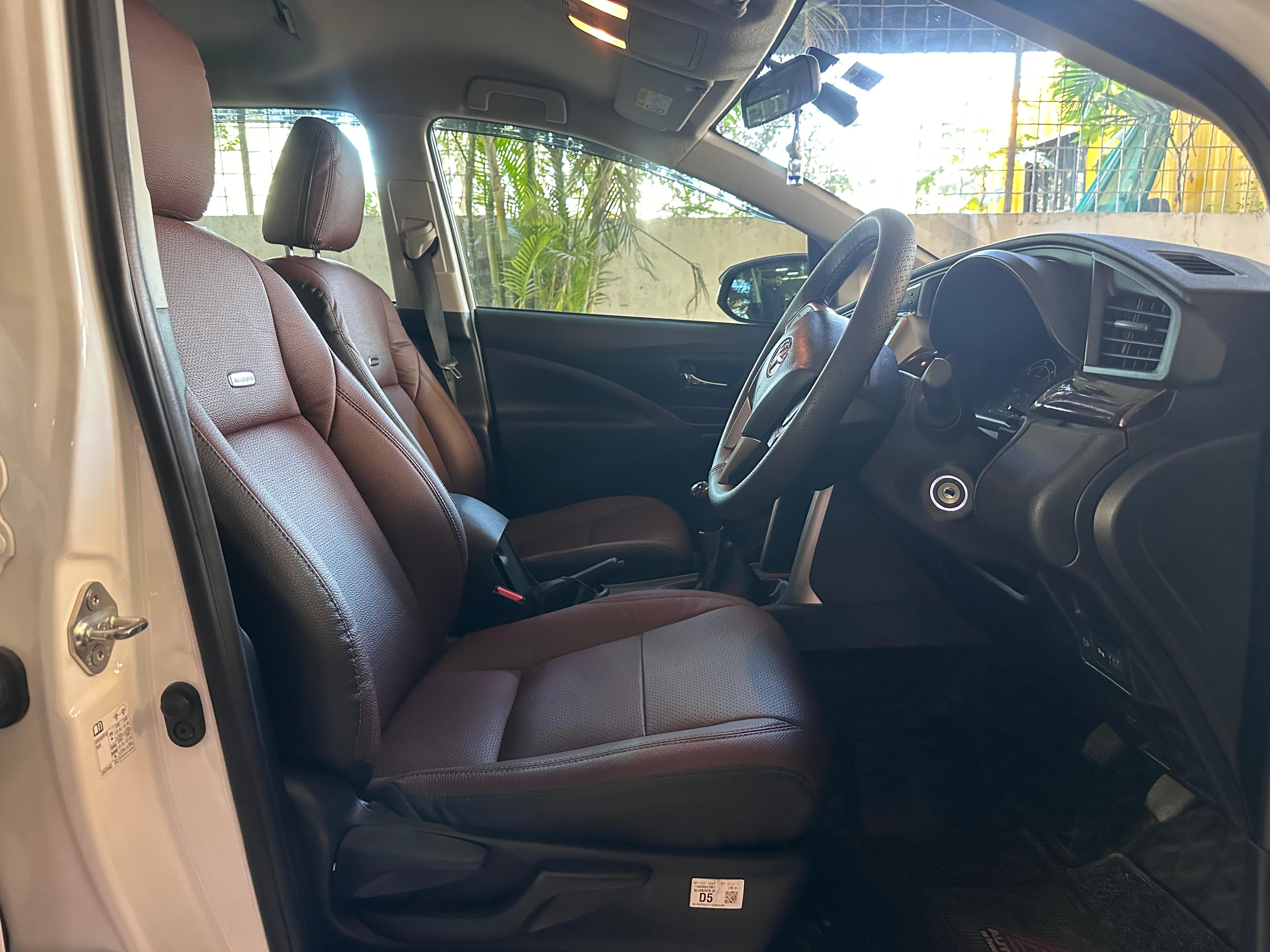 Buy Used Toyota Innova Crysta 2.4 GX Plus 7Str of 2024 model @ 25 ...