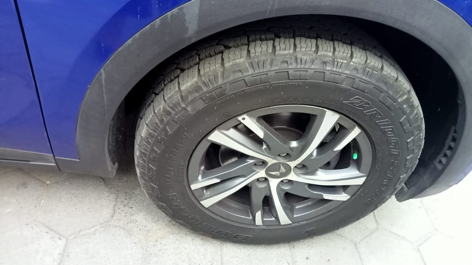 Buy Used Mahindra XUV700 AX5 7 Str BSVI of 2022 model @ 14,50,000 INR ...