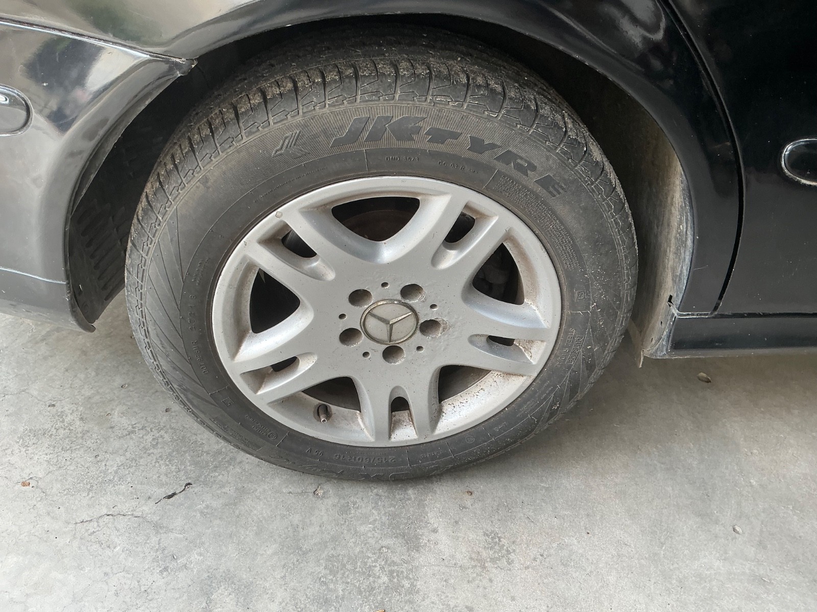 Buy Used Mercedes-Benz E-Class 200 Kompressor Classic of 2007 model @ 5 ...