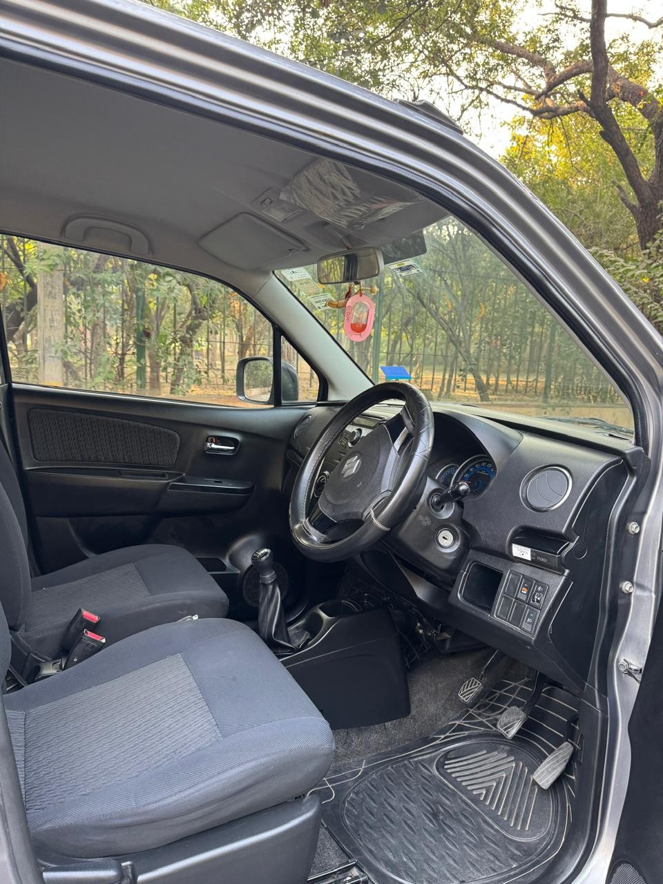 Buy Used Maruti Wagon R Stingray VXI of 2014 model @ 1,95,000 INR in ...