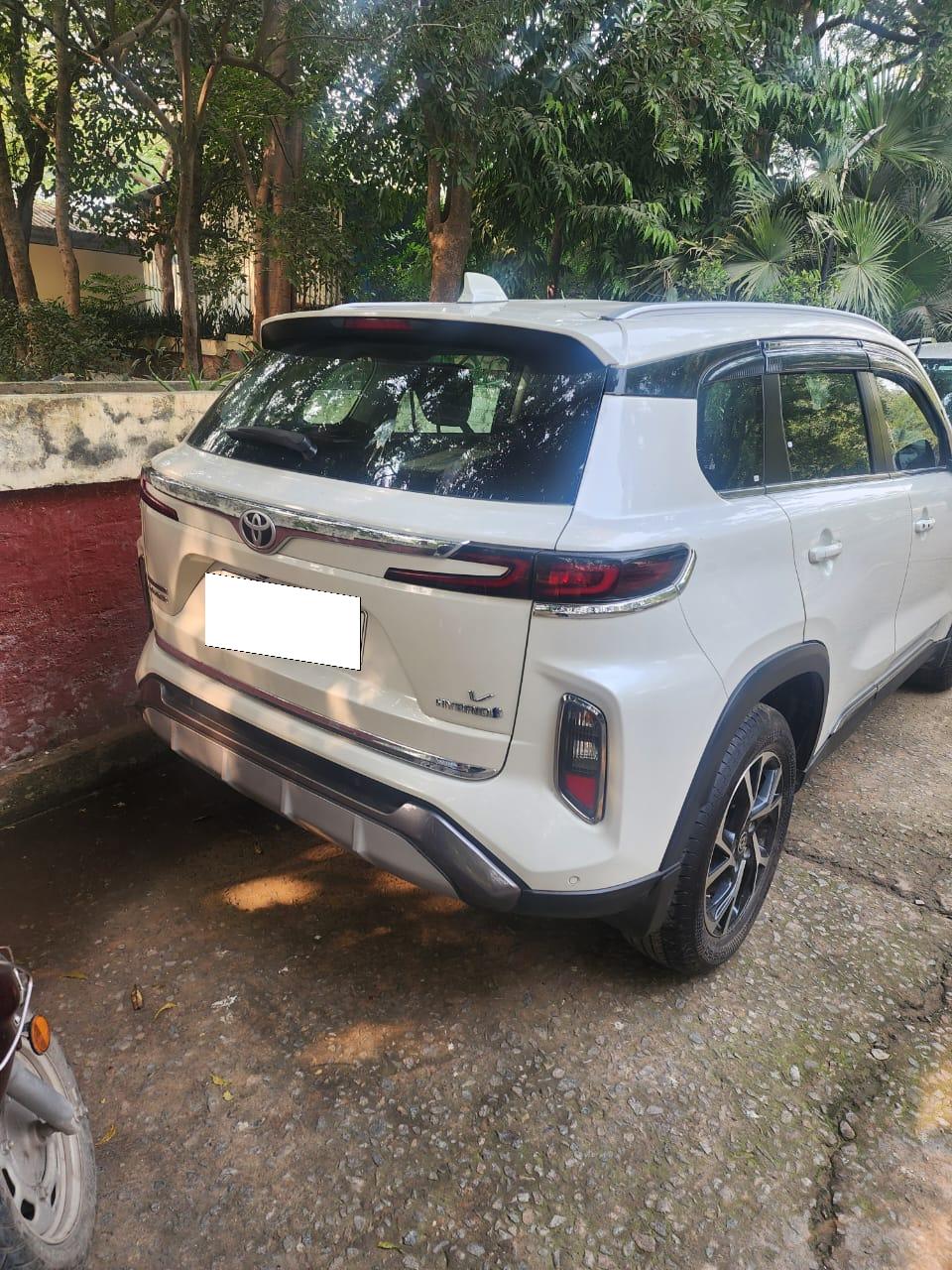 Buy Used Toyota Hyryder V HYBRID of 2024 model @ 18,00,000 INR in Delhi ...