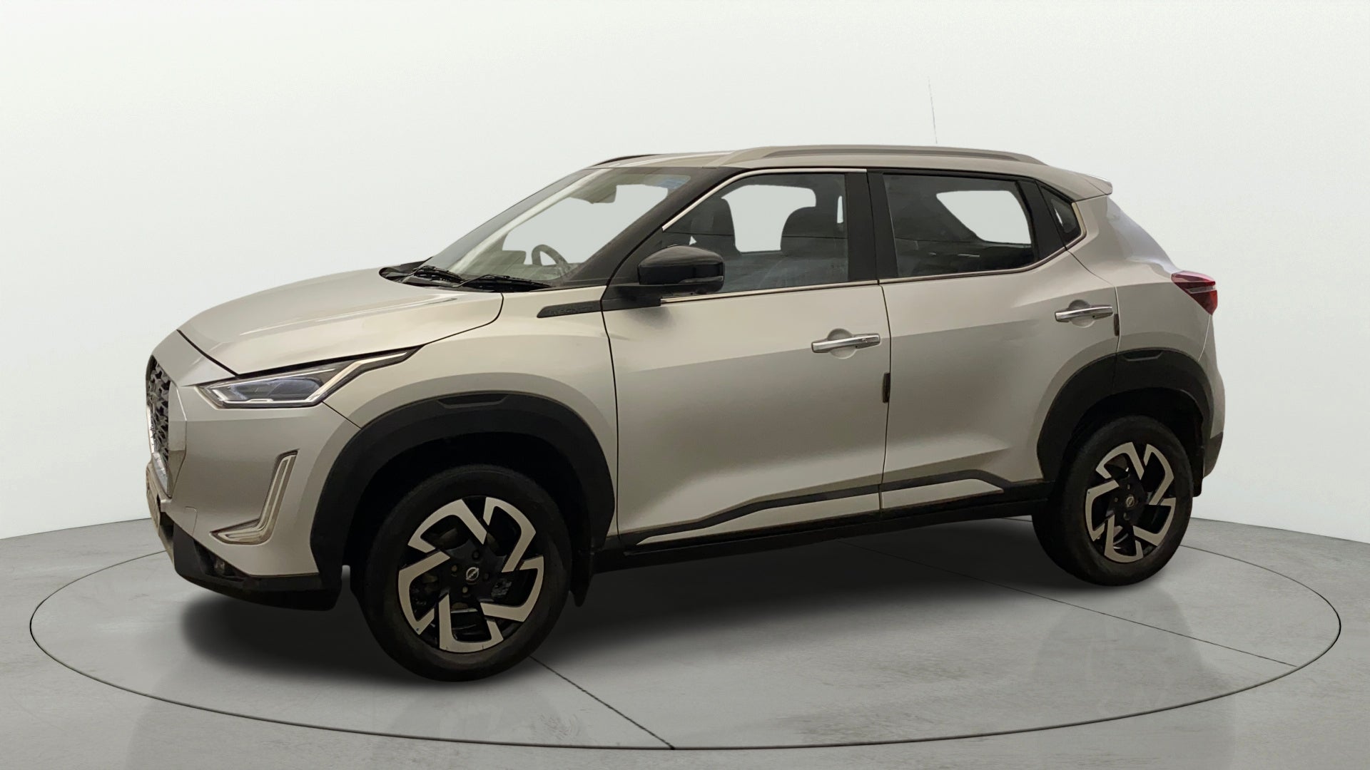 Buy Used Nissan Magnite XV Premium BSVI of 2021 model @ 4,40,611 INR in ...