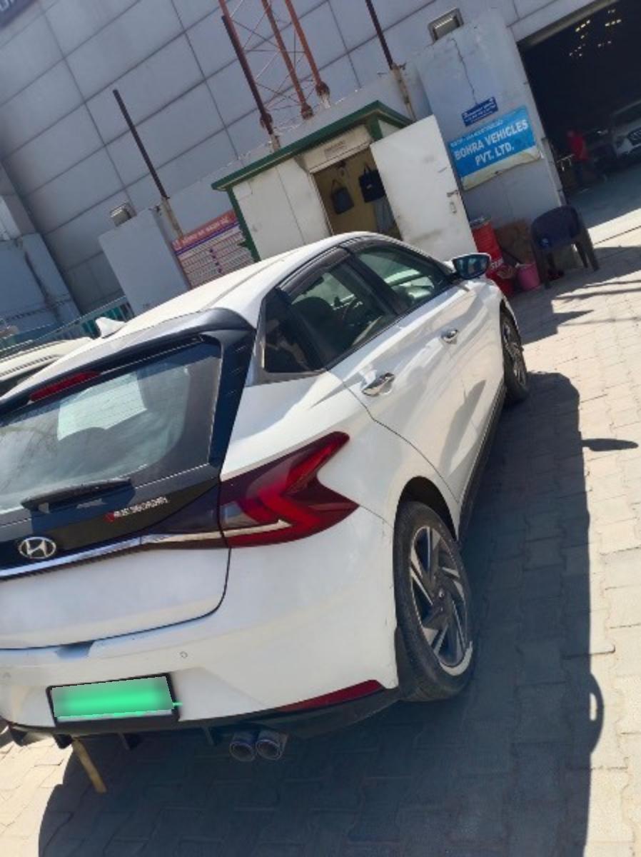 Buy Used Hyundai i20 Asta Opt BSVI of 2021 model @ 5,75,000 INR in ...