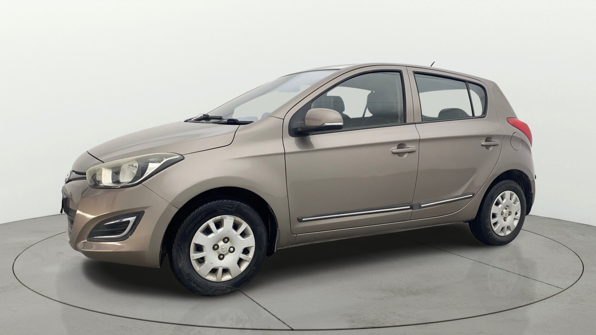 Buy Used Hyundai i20 Magna of 2013 model @ 3,26,284 INR in Chennai ...