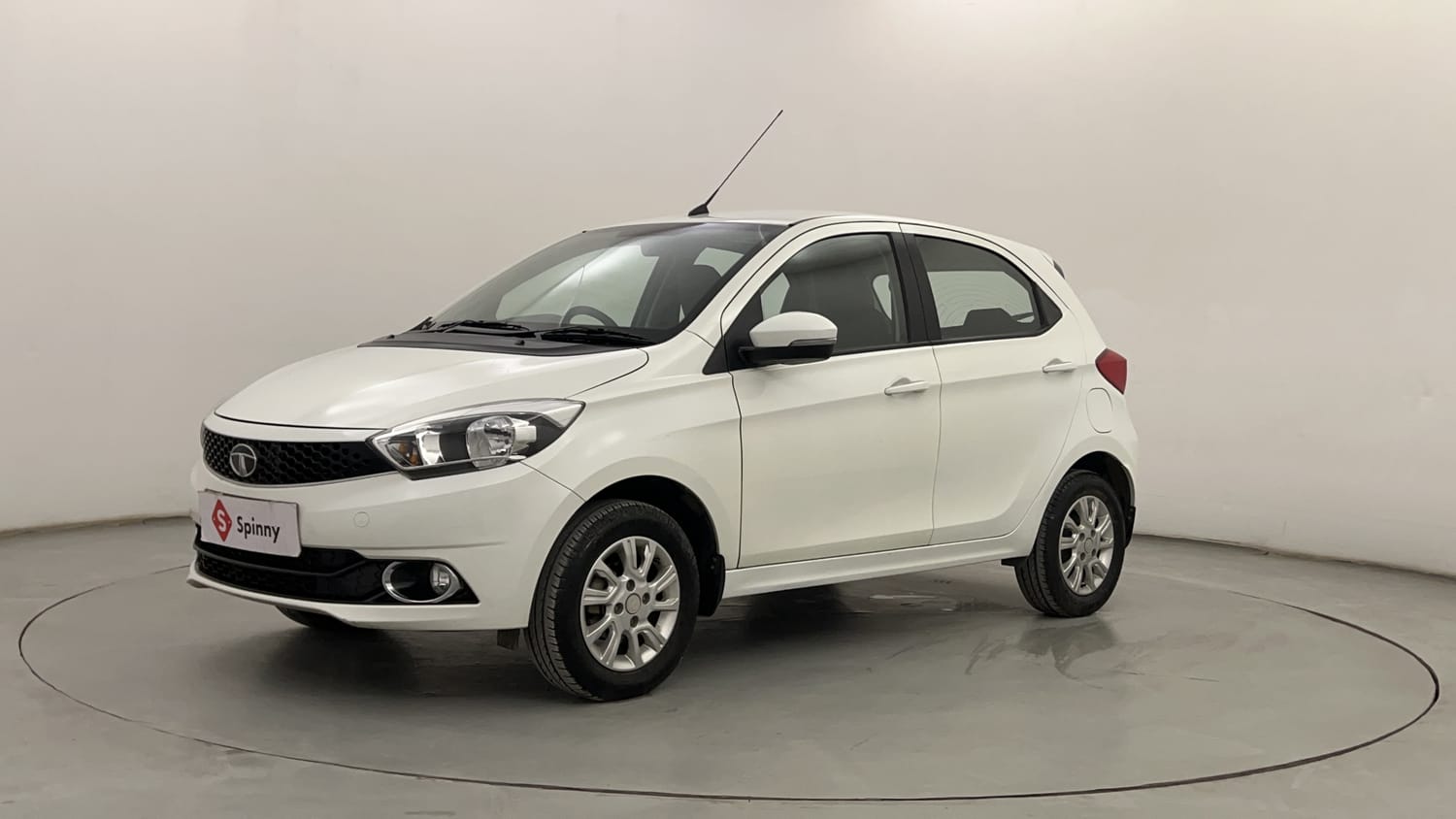 Used 2018 Tata Tiago 1199 cc Petrol Automatic Car in Pune at ₹4.91 Lakh ...