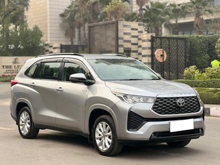 Used Toyota Innova Hycross in India - Second Hand Innova Hycross ...