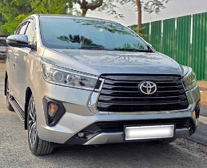 Used 2022 Toyota Innova Crysta 2694 cc Petrol Automatic Car in Mumbai ...