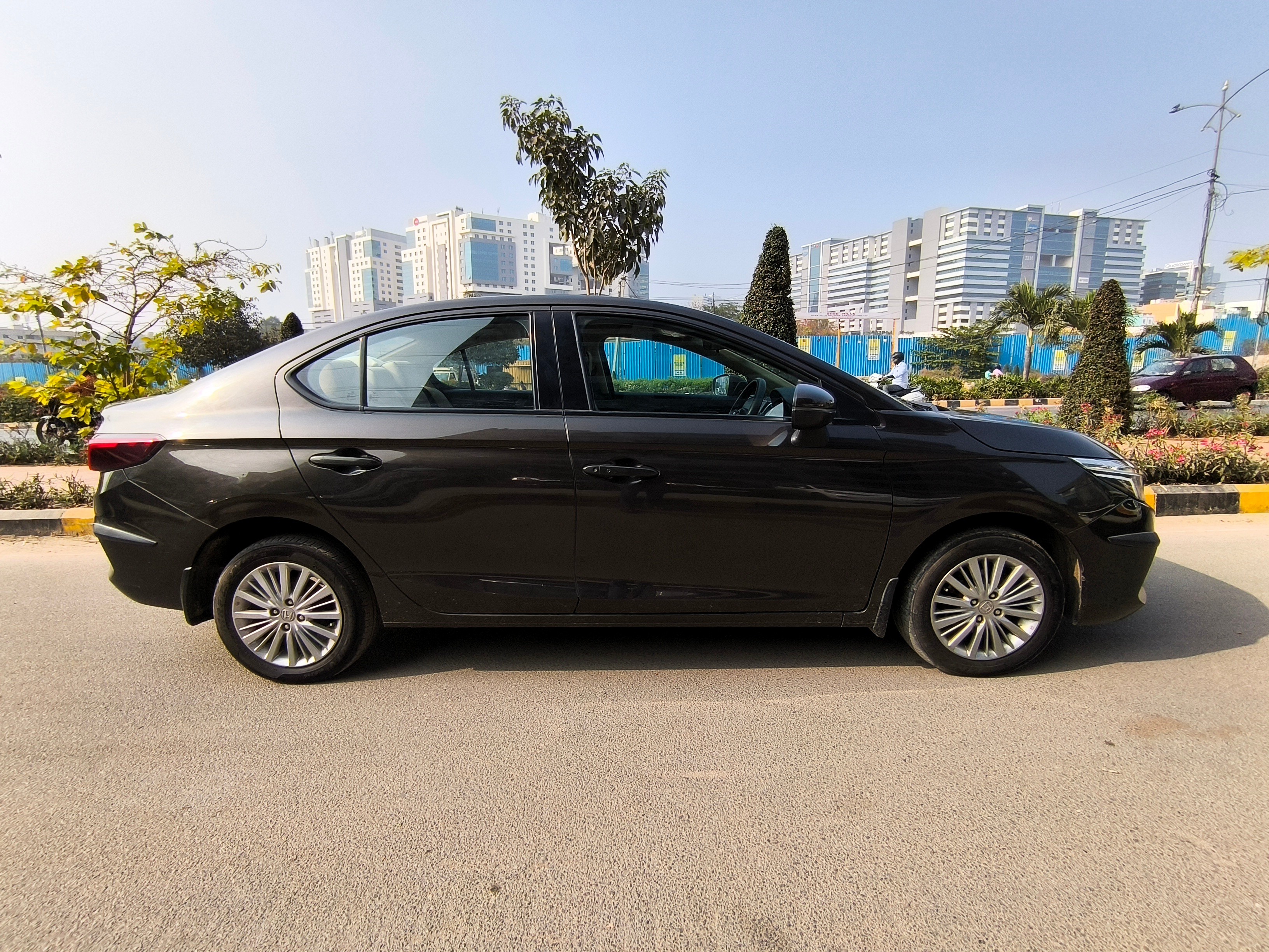 Buy Used Honda City V CVT of 2022 model @ 10,95,000 INR in Hyderabad ...