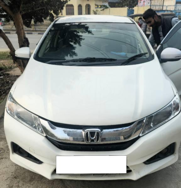 Buy Used Toyota Corolla Altis Facelift of 2017 model @ 5,26,000 INR in ...