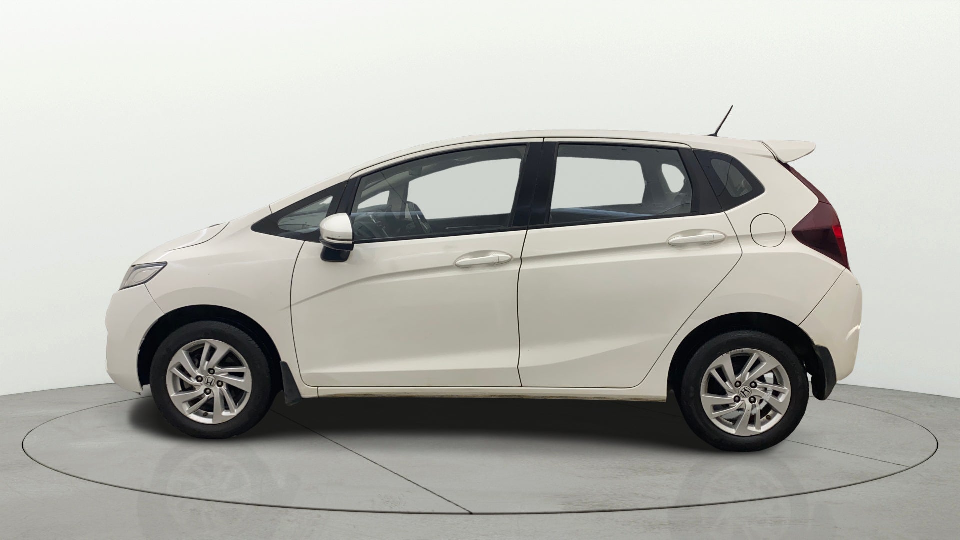 Buy Used Honda Jazz 1.2 VX i VTEC of 2016 model @ 3,83,590 INR in Pune ...