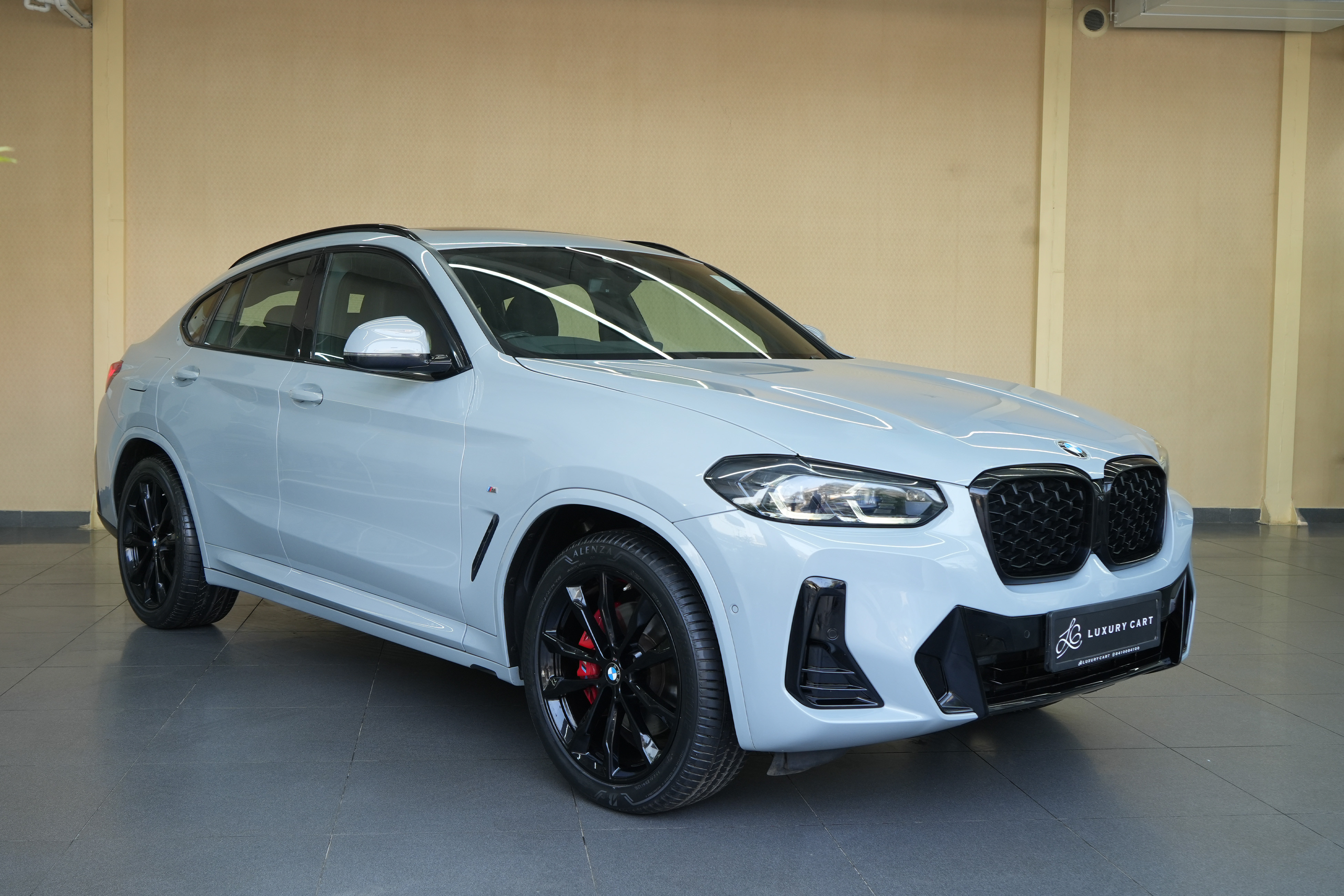 Buy Used BMW X4 xDrive30i M Sport Black Shadow edition of 2022 model @ 55,00,000 INR in Gurgaon ...