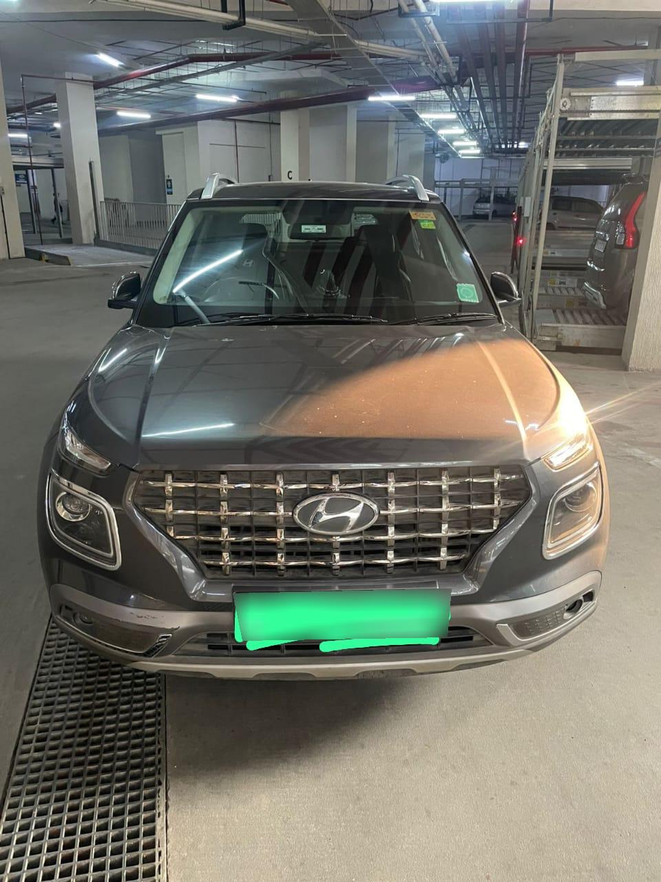 Buy Used Hyundai Venue S Plus of 2022 model @ 9,80,000 INR in Pune ...