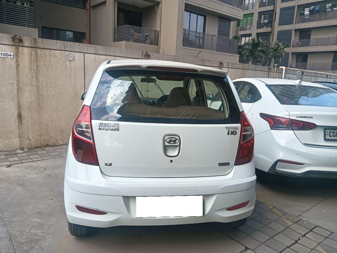 Used 2012 Hyundai i10 Petrol Manual in Surat at ₹1.75 Lakh - CarDekho