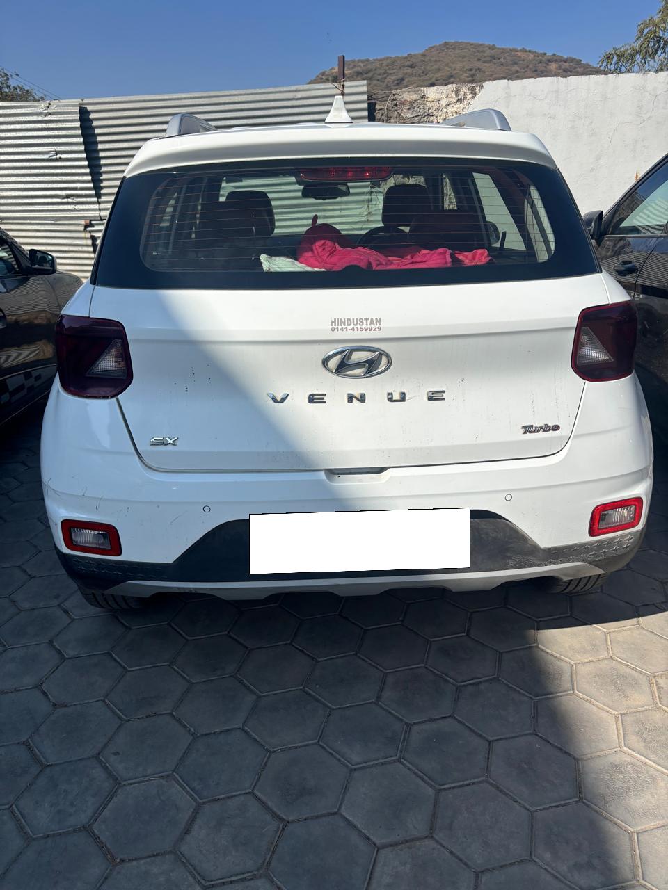 Buy Used Hyundai Venue SX Plus Turbo DCT of 2020 model @ 8,00,000 INR ...