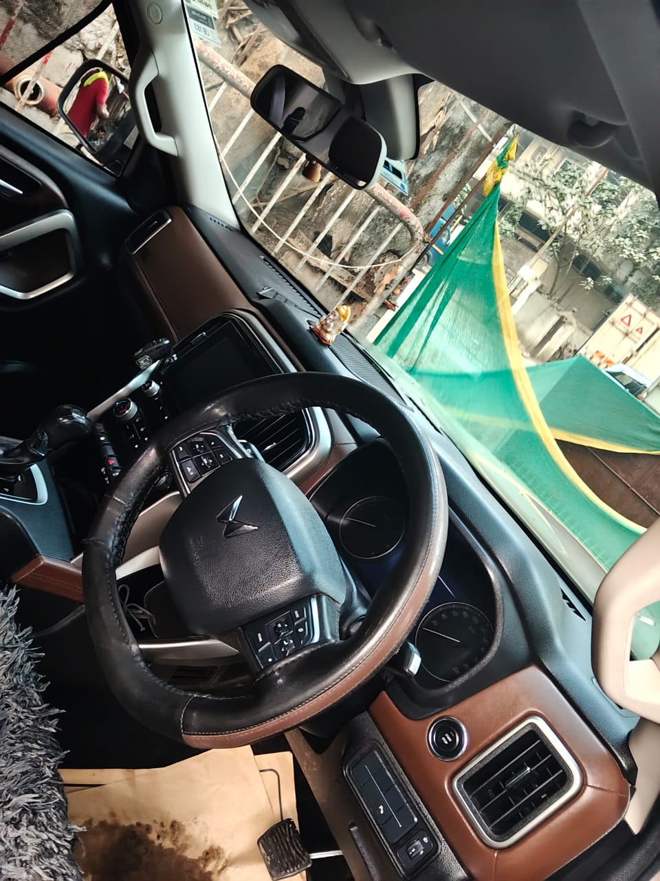 Buy Used Mahindra Scorpio N Z8L Diesel AT BSVI of 2023 model @ 18 ...