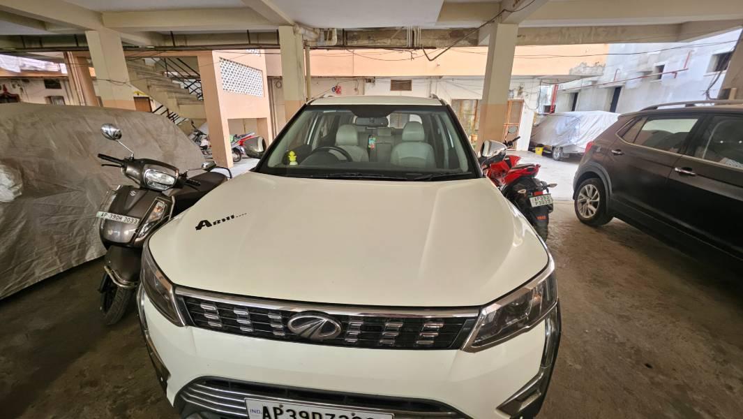Used 2020 Mahindra XUV300 Diesel Manual in Kurnool at ₹7.75 Lakh - CarDekho