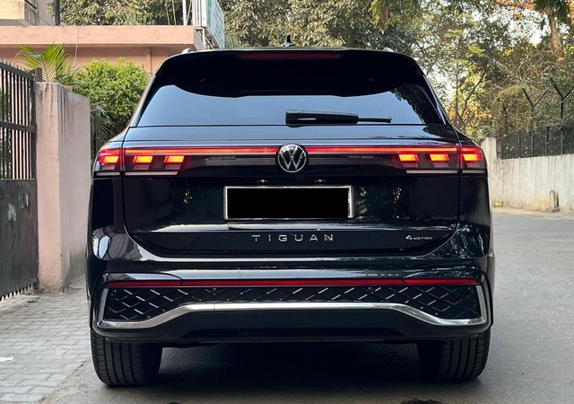 Used 2025 Volkswagen Tiguan R Line 1984 cc Petrol Automatic Car in ...