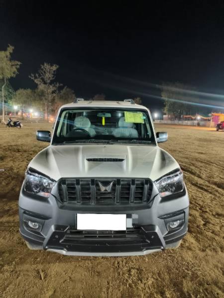 Used 2023 Mahindra Scorpio Diesel Manual in Raipur at ₹12 Lakh - CarDekho