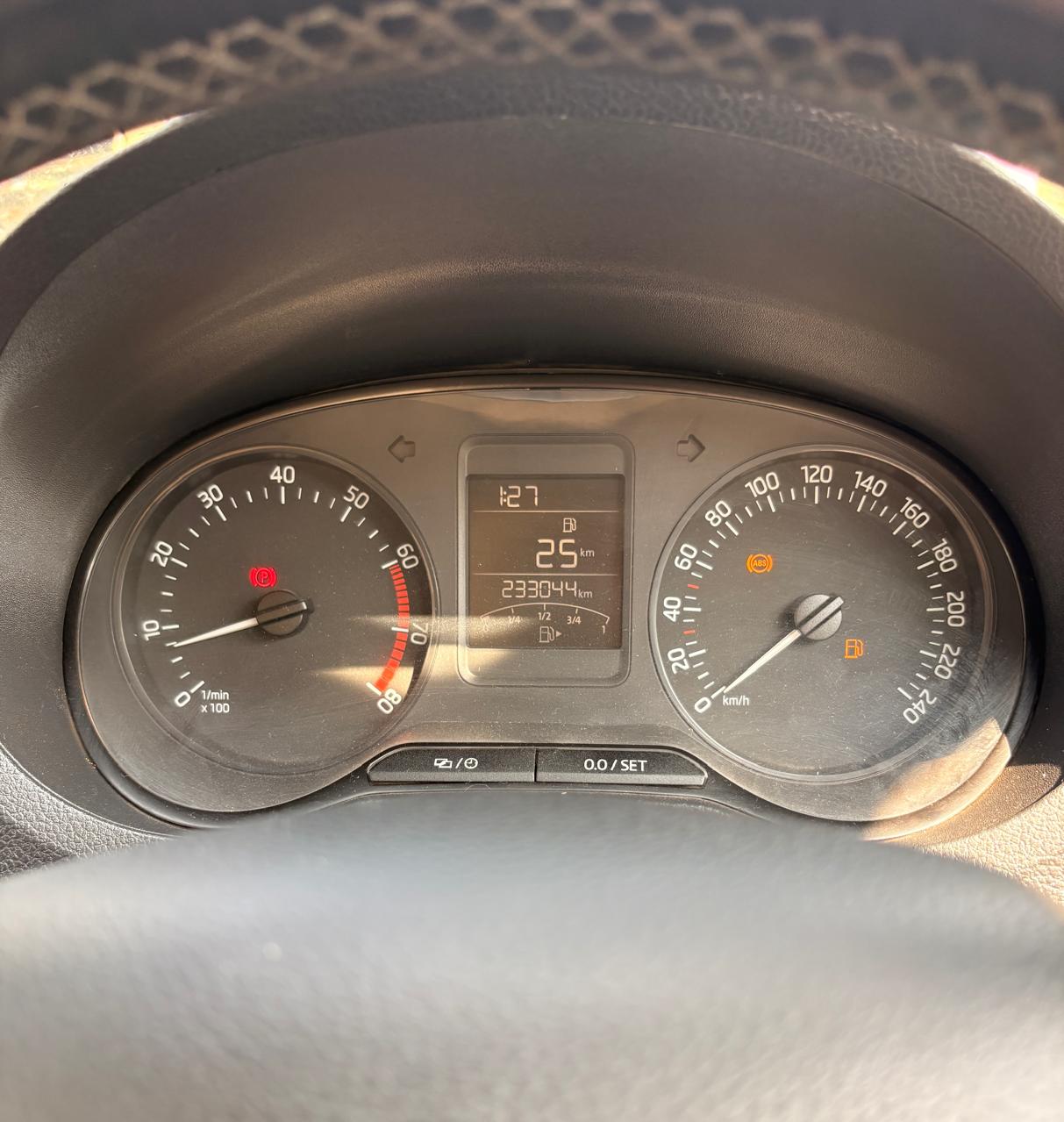 Buy Used Skoda Rapid 1.6 MPI Active BSIV of 2017 model @ 4,00,000 INR in Raipur - 5066343 ...